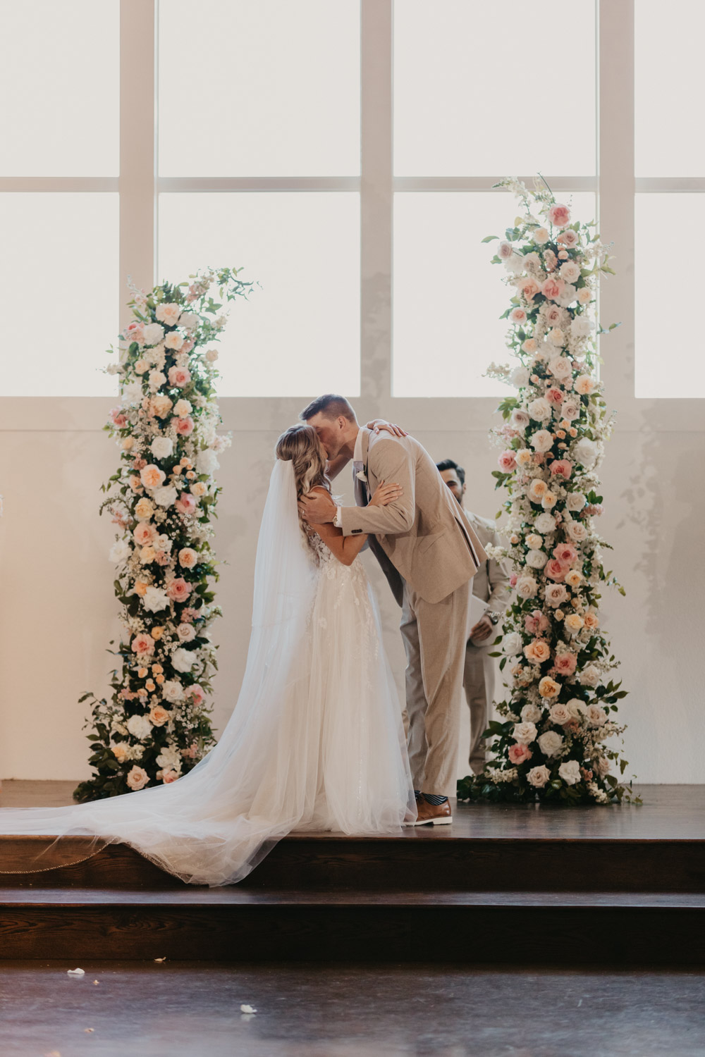 Worst Wedding Flowers Revealed: What The Best Austin Florists Say No To ...